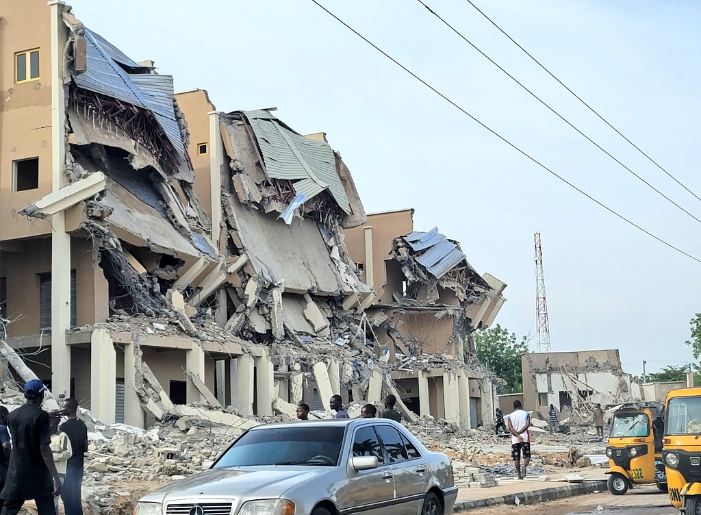 Kano governor orders demolition of illegal structures in race course ...