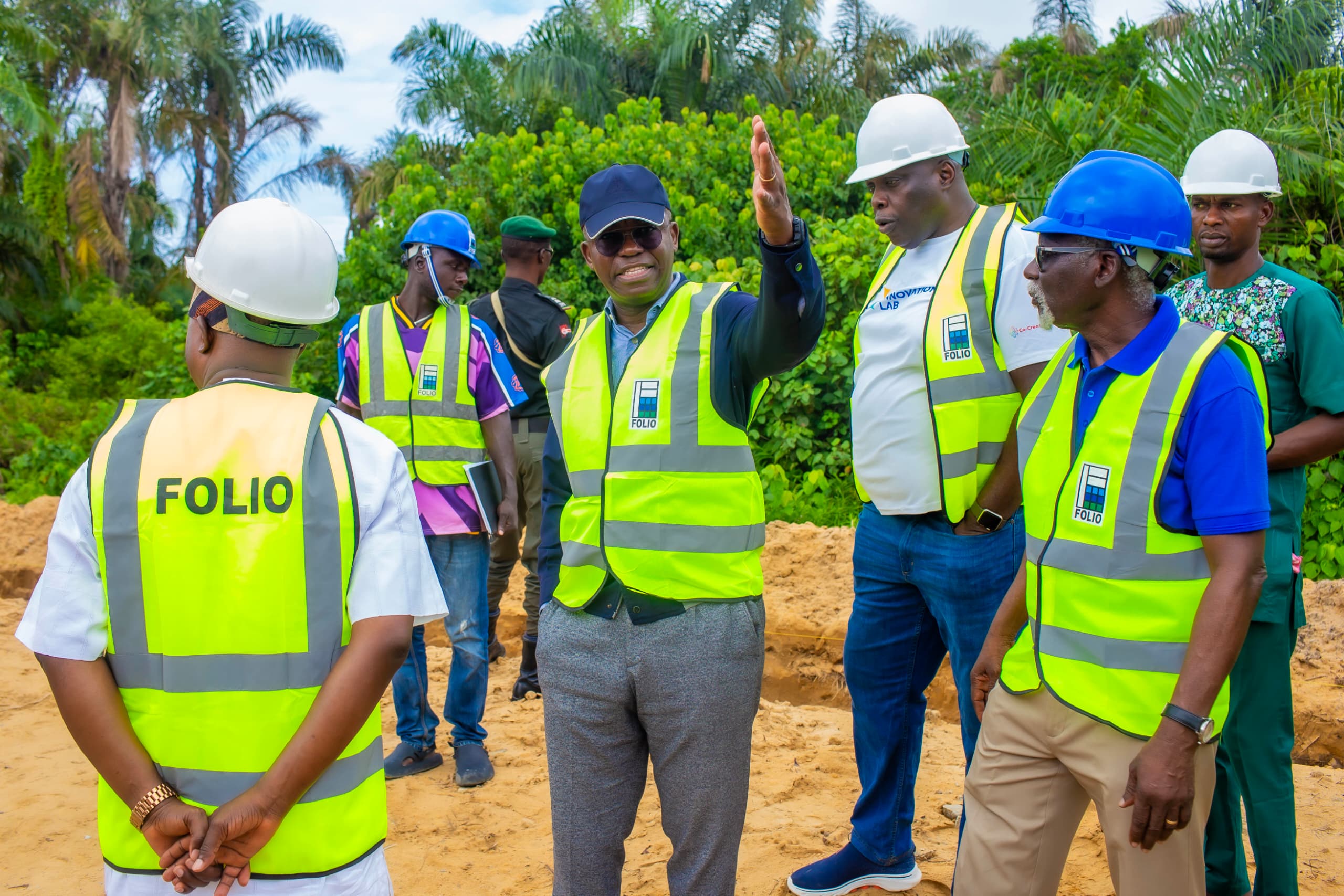 Senator Tokunbo Abiru Inspects SAIL Innovation Lab, Sport Centre Under ...