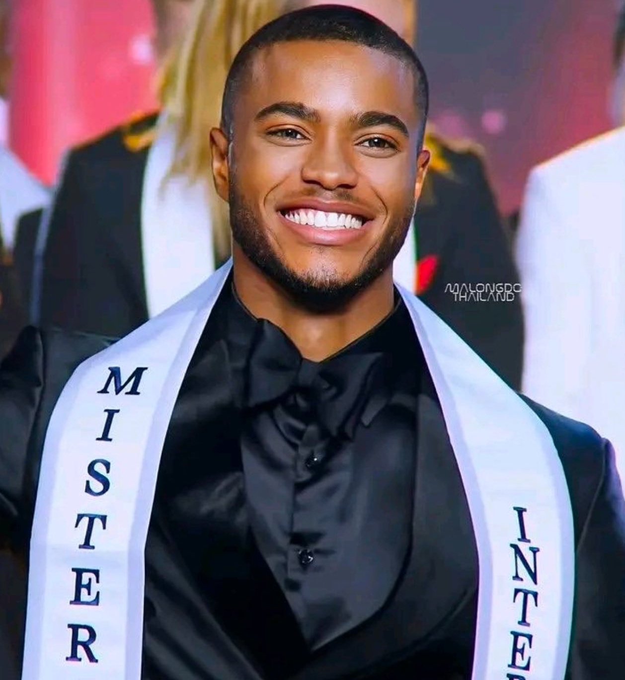 Nigerian Model Nwajagu Samuel Becomes First African to Win Mister ...